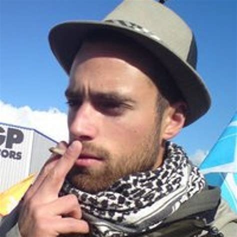 Stream Simba Singer Music Listen To Songs Albums Playlists For Free