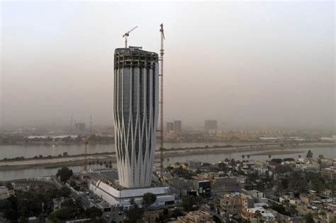 بقيمة 500 مليار دولار العراق يطرح فرصاً استثمارية جديدة في البلاد
