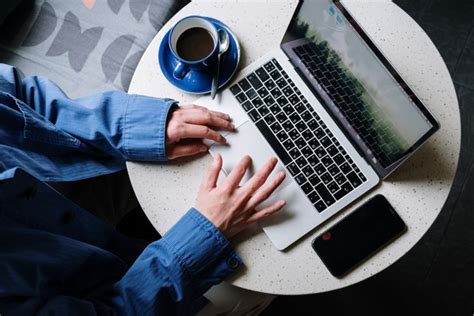Cara Memperbaiki Keyboard Laptop Yang Tidak Berfungsi Sebagian