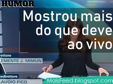 Apresentadora de telejornal se descuida e deixa calcinha à mostra