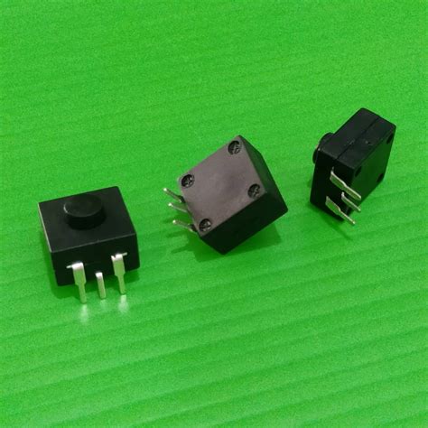 สวิทช์ ไฟฉาย ปุ่มกด Flashlight Switch On On Off Dip 3 ขา 12x12x9mm