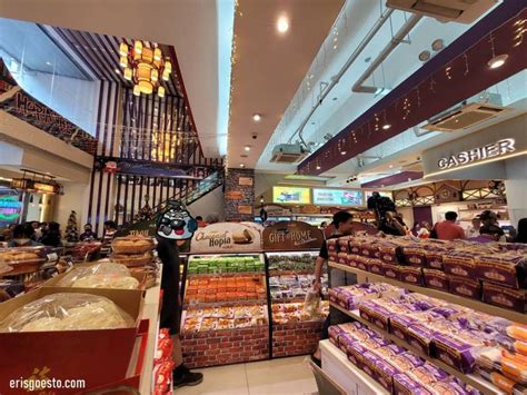 Eng Bee Tin Chinese Deli An Icon Of Binondo Manila Eris Goes To