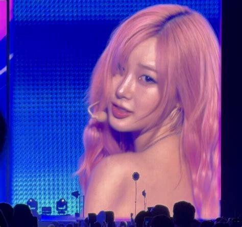 Aespas Giselle Goes Viral For Her Visuals While Walking — No Literally