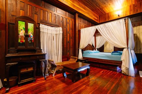 The Layoff Gang ตกงานก็ยังเที่ยว 📍 วัดพังม่วง อ ศรีประจันต์ วัดเก่าแก่ริมแม่น้ำท่าจีน สร้าง