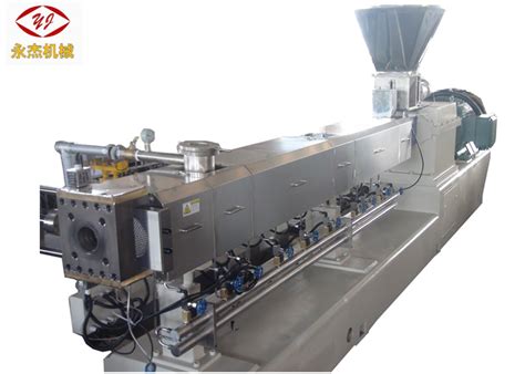 Laboratory Scale Twin Screw Extruder