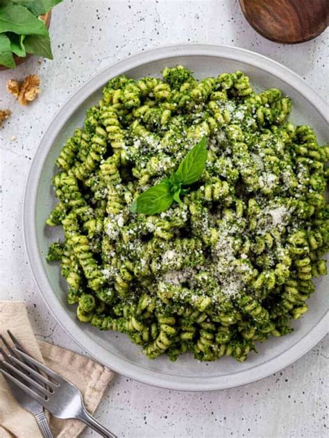 Spinach Pesto Pasta Sugary Logic