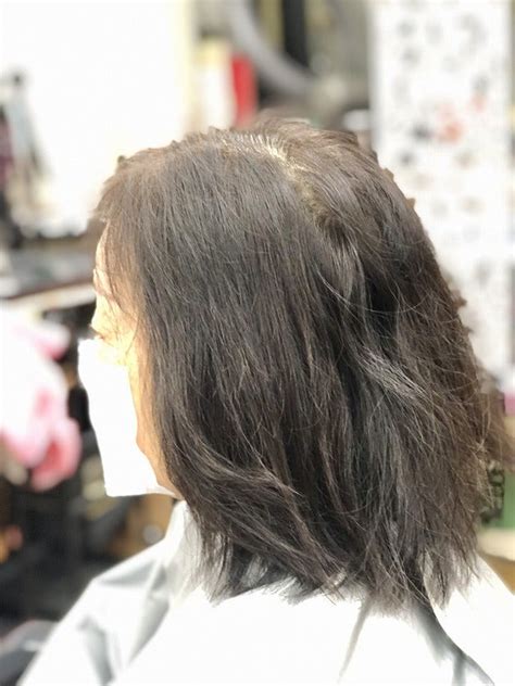 月1回の白髪染でのダメージ毛さん 宇都宮酸性縮毛矯正 宇都宮市 西川田 自然な仕上がりの縮毛矯正が人気 お勧めの天然100％ヘナができる美容室