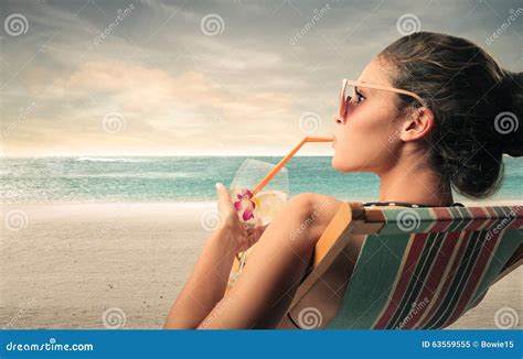 Refresco En La Playa Imagen De Archivo Imagen De Suave 63559555