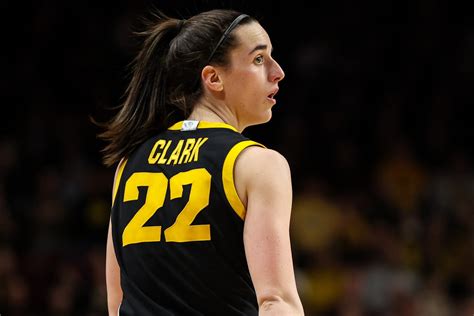 Iowa S Kaitlin Clark Announces Decision To Enter 2024 WNBA Draft