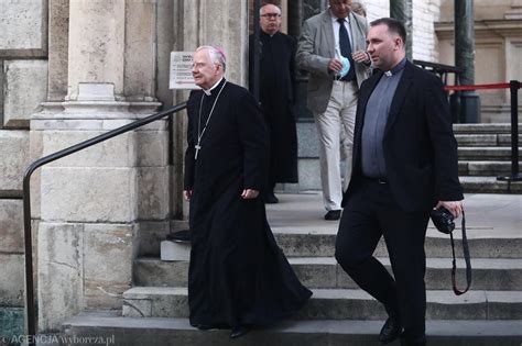 Teolożka Nie rozumiem dlaczego abp Jędraszewski nigdy nie usłyszał