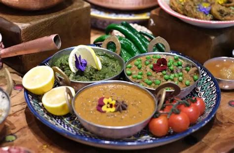 Jelajahi Kuliner Khas India Di Hotel Bersama Chef Ranjit Debnath