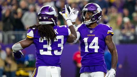 Vikings Stay On Playoff Path With Victory Over Packers