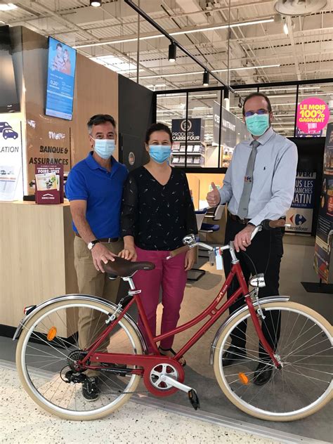 Ariane Isnard A Participé Au Carrefour Toulon Grand Var