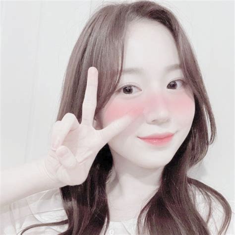 ྀི𝄞 🍨𐬹 ֗ ִᚐ ̸ดิสซอฟหวานྀི💐 ̼╺ ིྀ 𓈒̶ ̶ ศิลปิน สาวเกาหลีน่ารัก