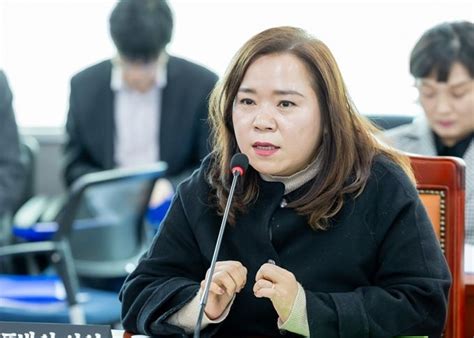 경기도의회 최효숙 도의원 대표발의 경기도 청소년 중독 예방 및 치유 지원에 관한 조례안 상임위 원안가결로 통과