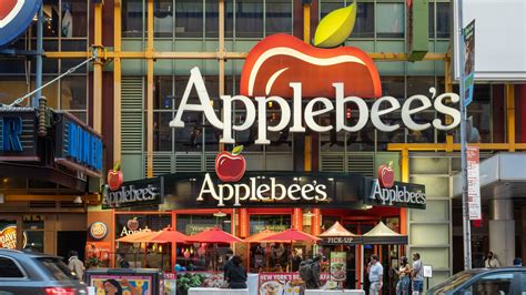 The 10 Worst Things About Applebees And The 10 Best