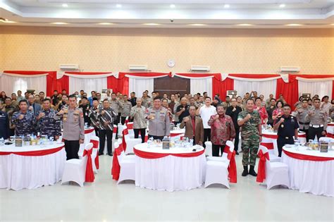 Irjen Pol Tabana Bangun Pimpin Syukuran HUT Ke Polda Kepri