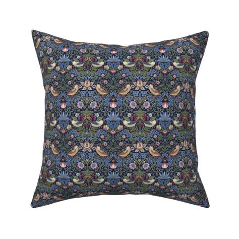 William Morris Erdbeerdieb Small Fabric Spoonflower