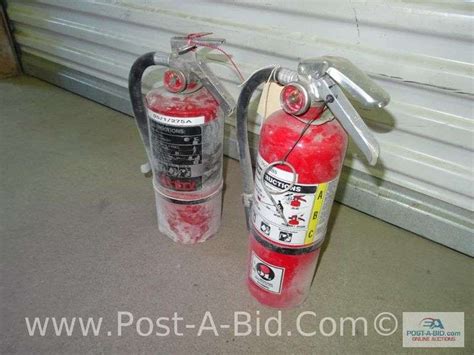 2 Amerex Fire Extinguishers Elsenpeter Auctions And Real Estate Inc