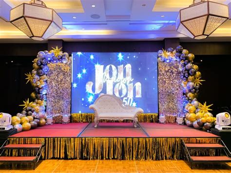 Led And Shimmer Wall And Balloons For Wedding Ceremony Decor