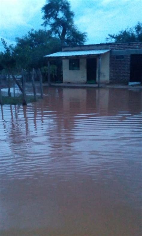 Población indígena de Charagua bajo agua por las intensas lluvias eju tv