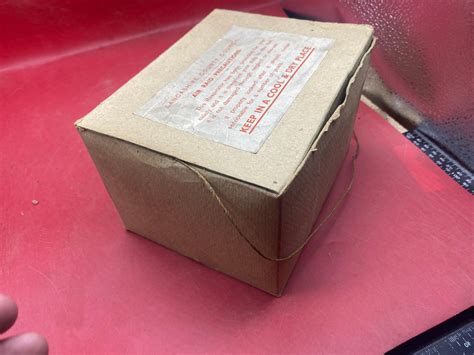 Original Ww2 British Home Front Named Civilian Gas Mask In Box Of Issue