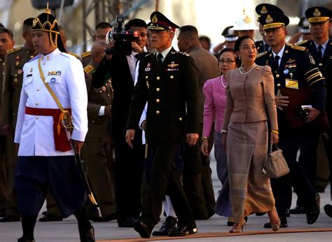 สมเด็จพระบรมโอรสาธิราชฯสยามมกุฎราชกุมาร เสด็จฯแทนพระองค์พร้อมพระเจ้า