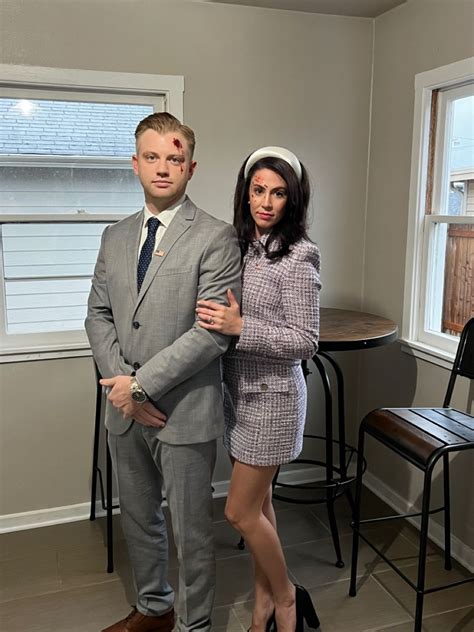 75 Diy Couples Halloween Costumes For 2021 Artofit
