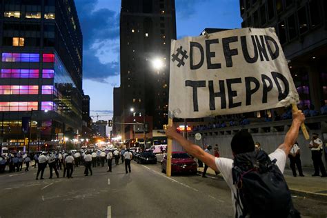 Joseph Bologna Philadelphia Cop In Viral Protest Videos Suspended
