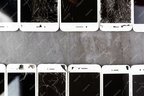 Premium Photo Broken Smartphones Lines