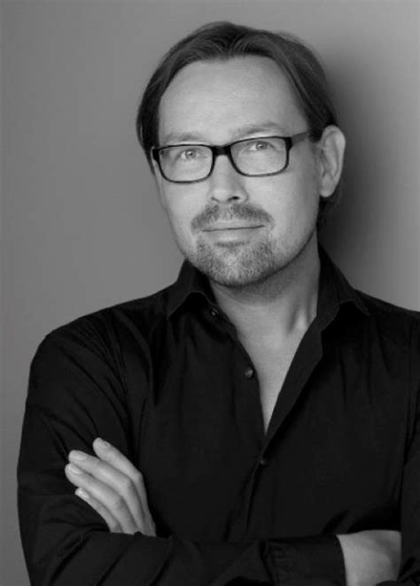 Robby Vasil Pericon De