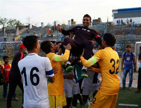 Exclusive Its Up To Us Indian Coaches To Raise Our Level For Isl