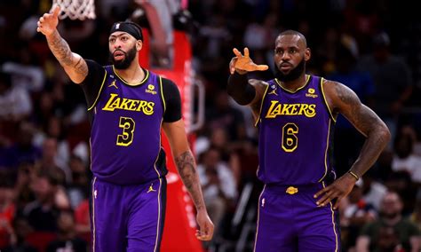Lakers Player Grades La Dominates The Rockets Behind Anthony Davis
