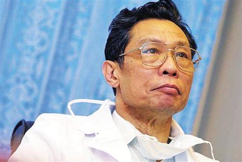 从青丝到白发、从抗击非典到新冠战“疫” 钟南山打了两场逆行之战武汉