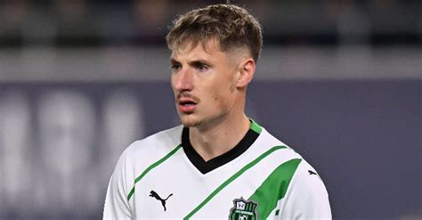 Sassuolo Berardi Ancora Out Le Prove Di Formazione Con Pinamonti E