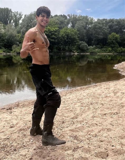 Shirtless Bollywood Men Ishaan Khatters Kick Ass Body Good Things