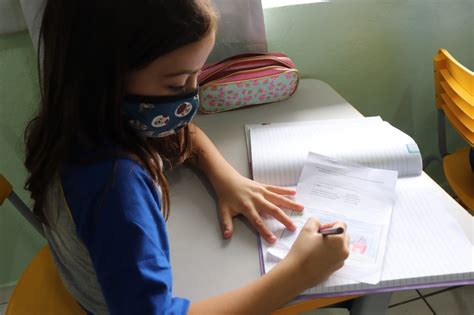 MÁscaras Uso De Máscaras Deixa De Ser Obrigatório Nas Escolas De Sc