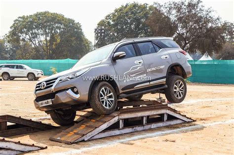 Toyota Fortuner Bs6 Prices Same As Bs4 No Increase