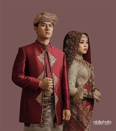 Inspiration For Minang Mens Wedding Dress A La Rizky Billar Pose