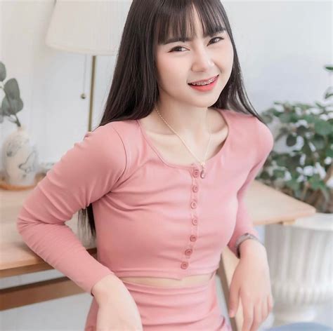 សប្បាយៗ Cambodia Travel