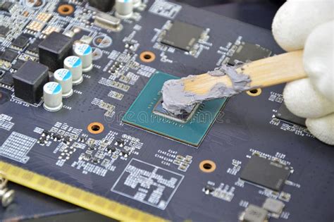 The Image Of A Technician Filling A Silicon Cooling Chip Cpu Stock