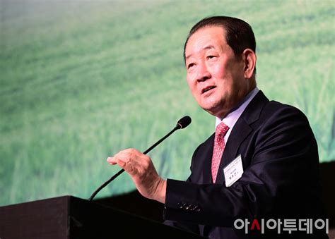 포토 환영사하는 박주선 대한석유협회 회장 아시아투데이 포토 환영사하는 박주선 대한석유협회 회장 아시아투데이