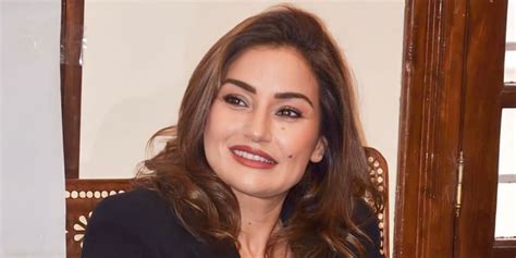 الممثلة نجاة الوافي تجتاز امتحانات البكالوريا Le12ma