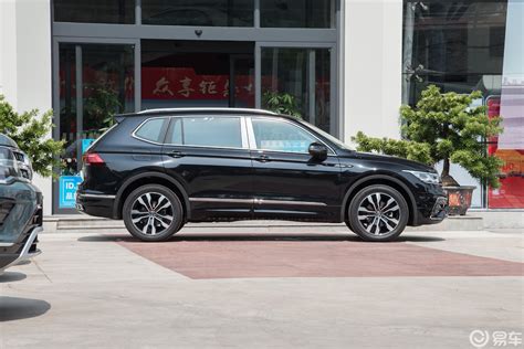 途观L380TSI 四驱R Line旗舰版 7座正侧车头向右水平图片 汽车图片大全 易车