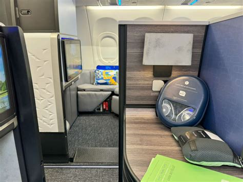 Review Jetblues Mint Studio From New York Jfk To Heathrow