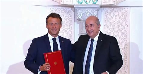 Macron en Algérie signature de 5 accords de coopération bilatérale