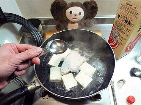 「肉とニンニク」が禁止されたことの影響は大きいと思うのである。（生節と豆腐の煮物） おっさんひとりめし