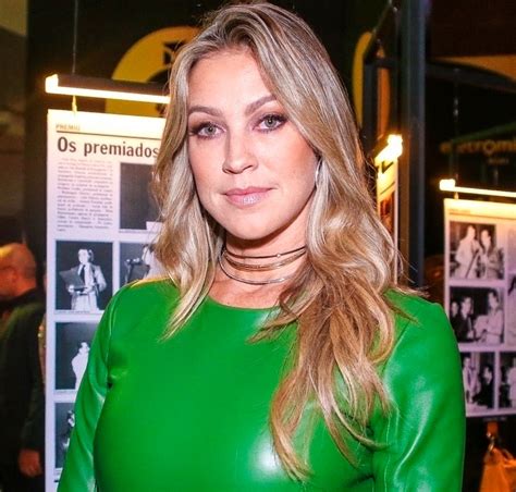 Luana Piovani desabafa após descobrir que filho estava pesquisando
