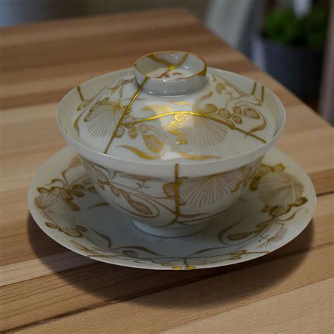 Kintsugi Gaiwan Set Fine Porcelain With 2 Saucers Unique Gold