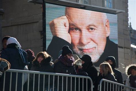 Obsèques Le Québec Rend Un Hommage Denvergure à René Angélil